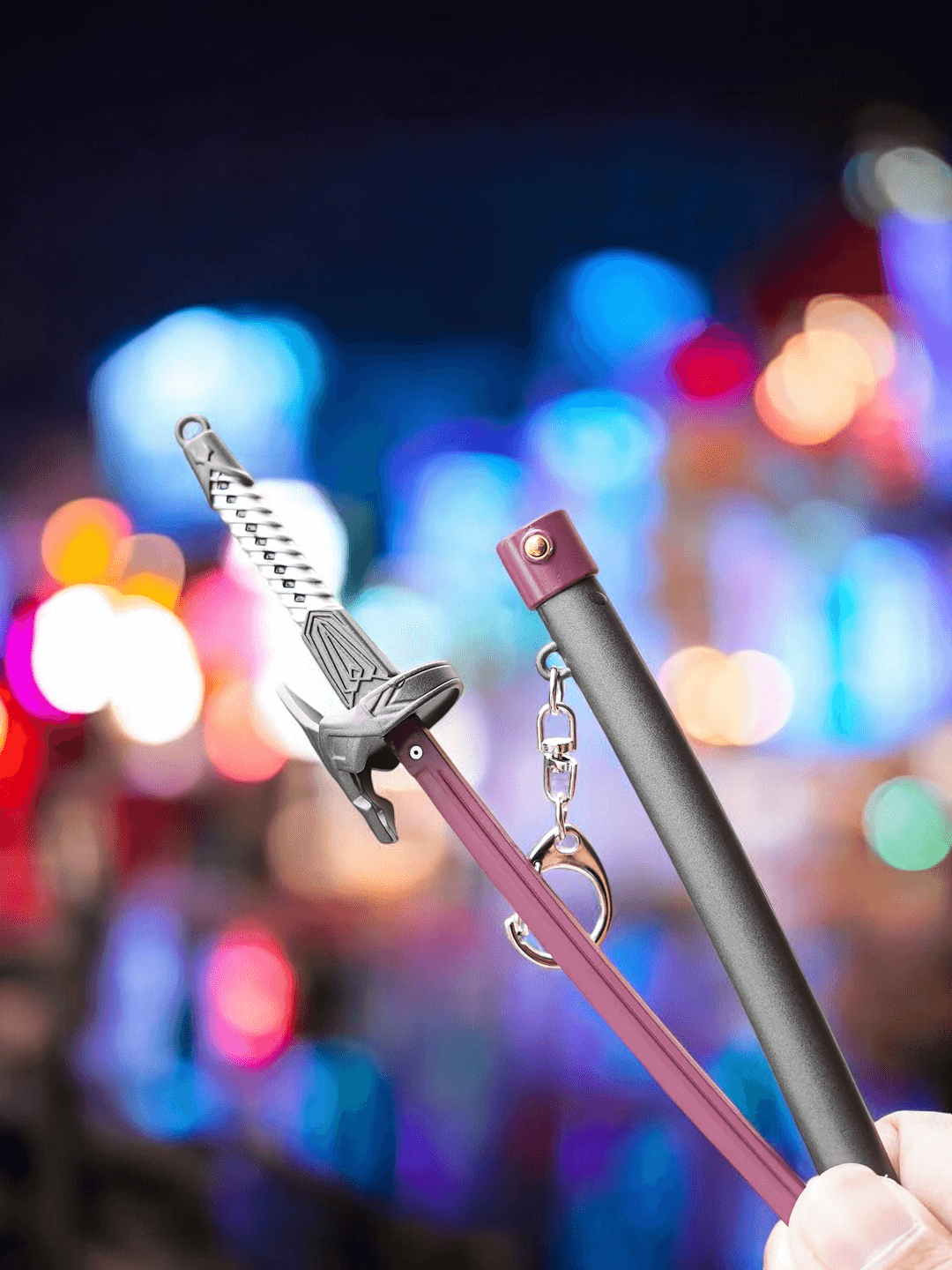 Pop-Up Katana Anime Keychains - Attack On Titan Sword